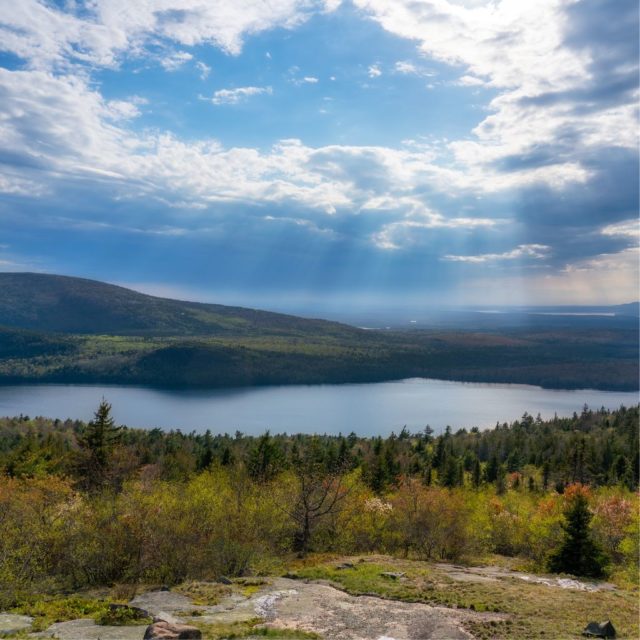 The Best Sights To See Along Ocean Path, Acadia